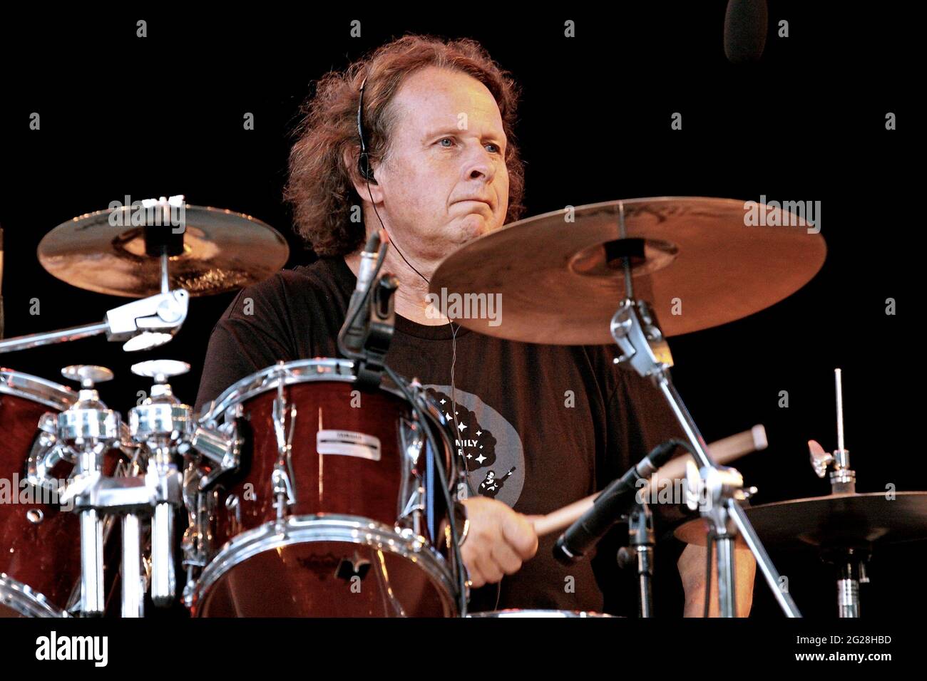 New York, NY, USA. 15 July, 2012. Abe Guthrie performs at the Guthrie ...