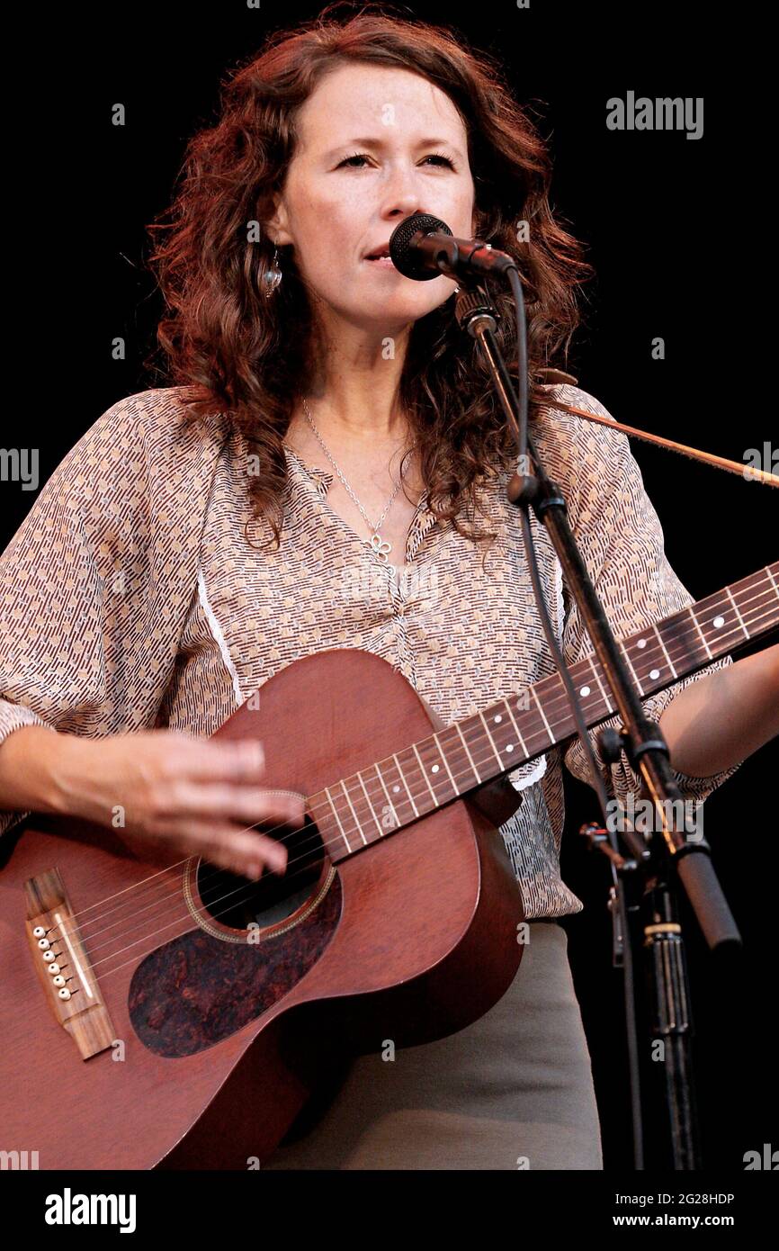 New York, NY, USA. 15 July, 2012. Sarah Lee Guthrie performs at the ...