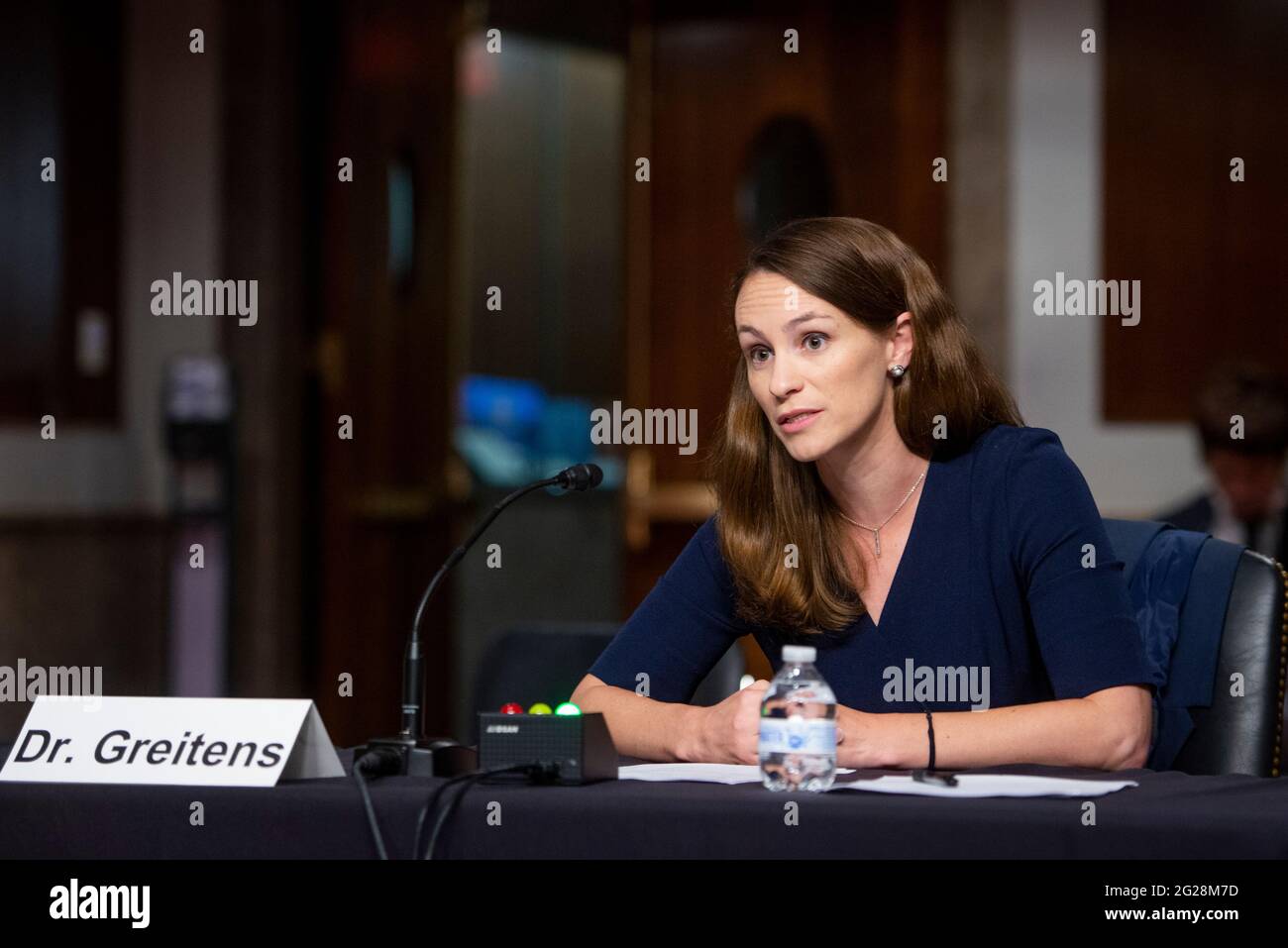 Dr sheena chestnut greitens hi-res stock photography and images - Alamy