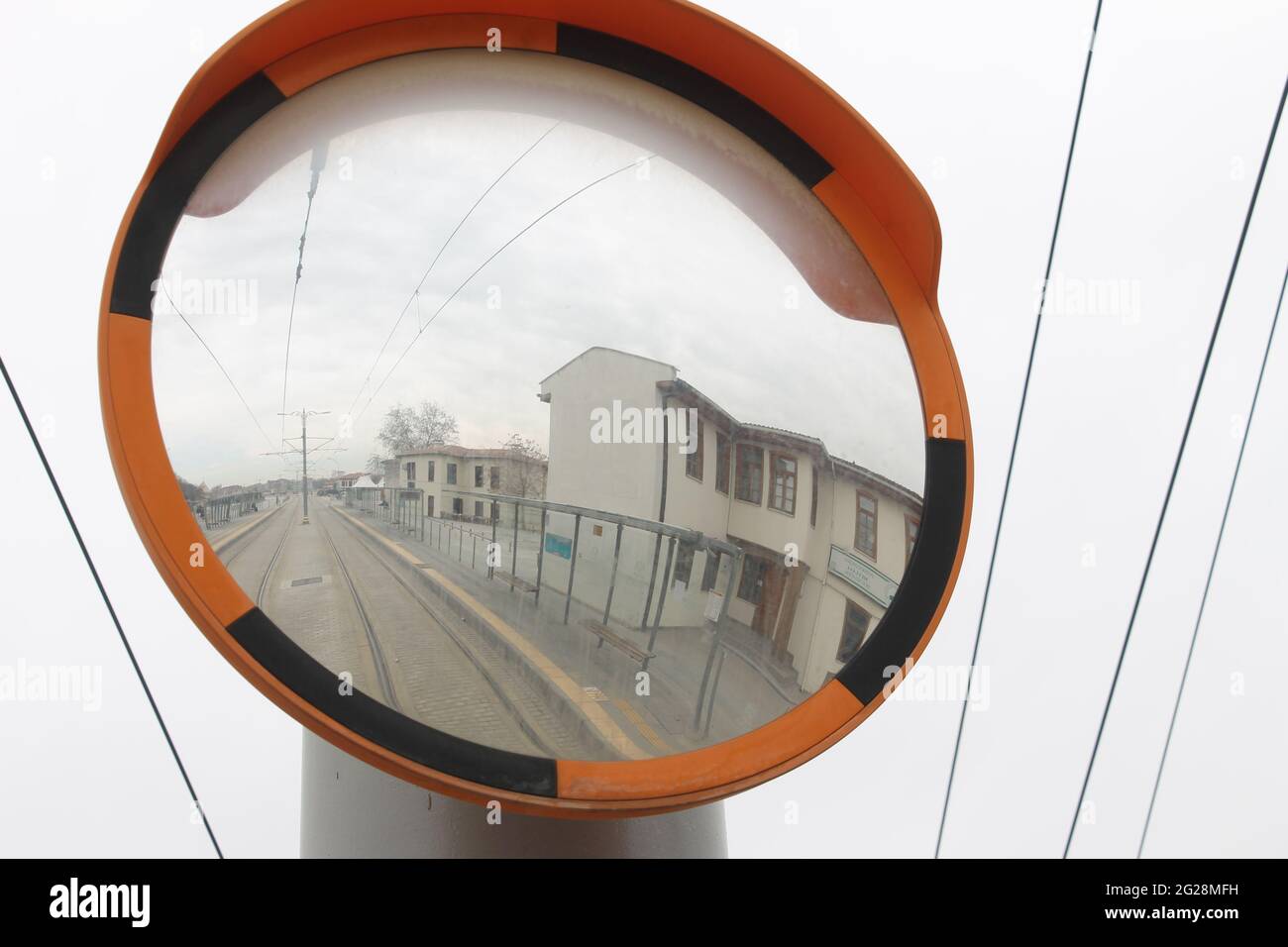 Mirror buildings hi-res stock photography and images - Alamy