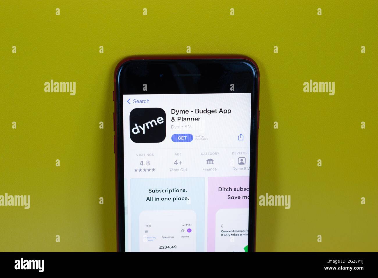 New York, USA - 1 June 2021: Dyme mobile app logo on phone screen ...