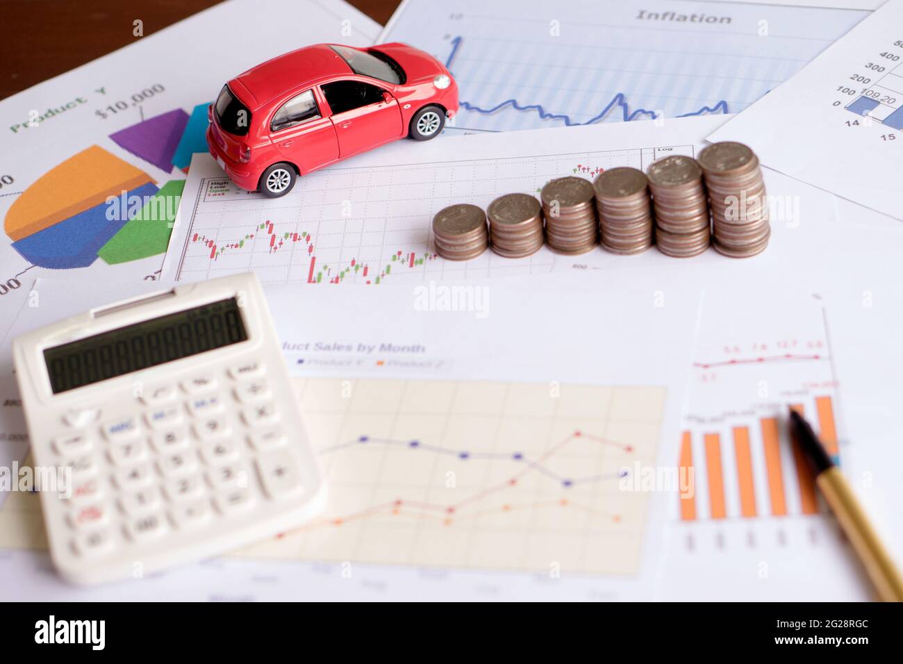 Car expenses calculate with notes and toy car Stock Photo - Alamy