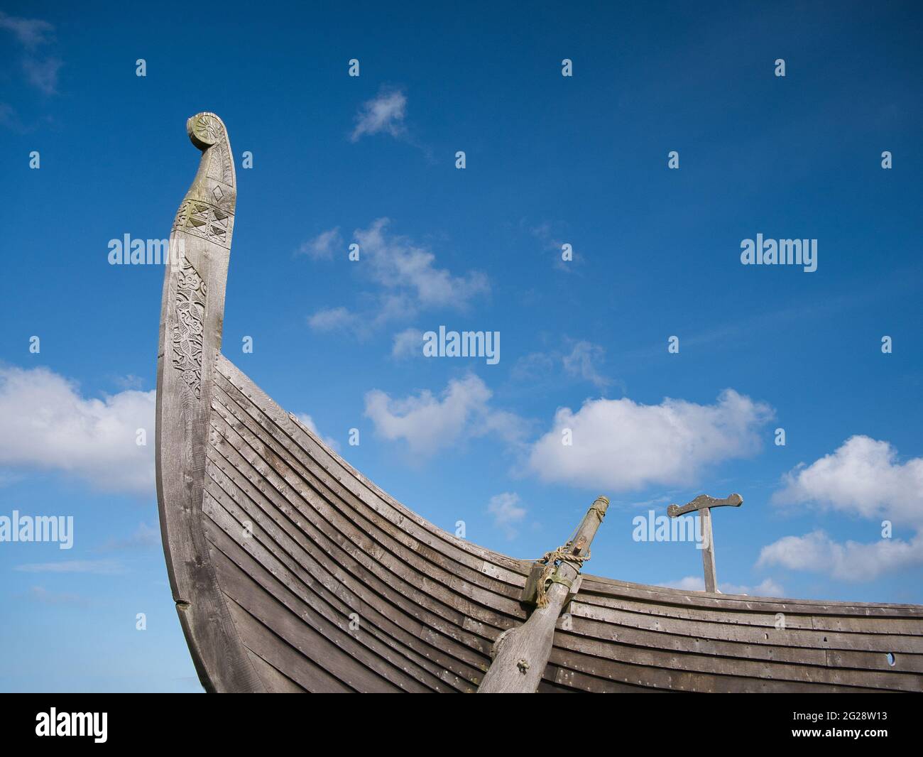 Viking ship prow hi-res stock photography and images - Alamy
