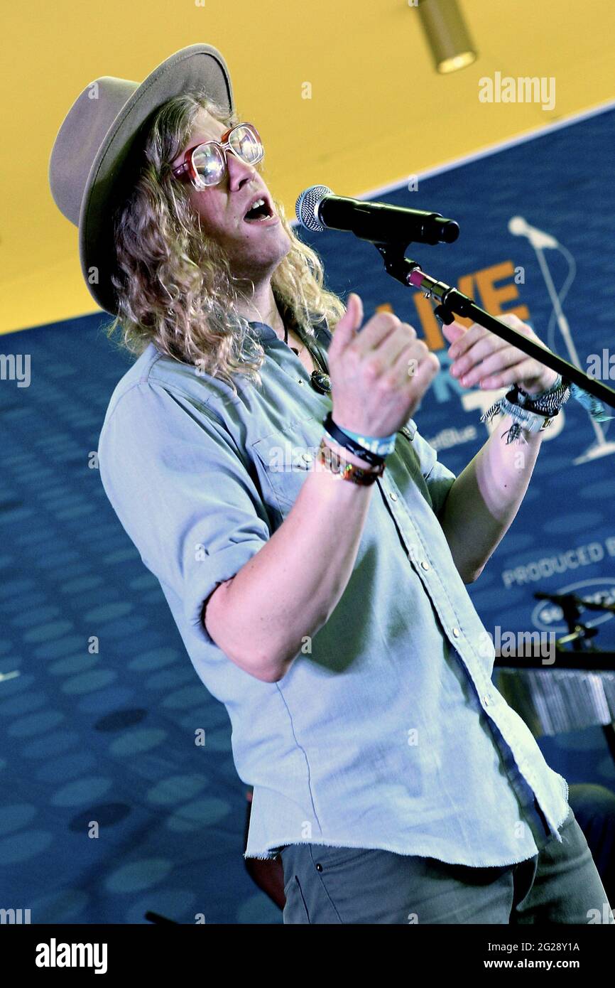 New York, NY, USA. 26 July, 2012. Allen Stone, performs at the Live ...