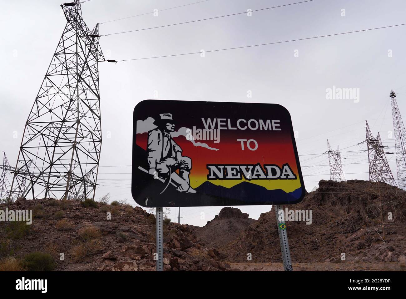 Welcome nevada state border sign hi-res stock photography and images ...