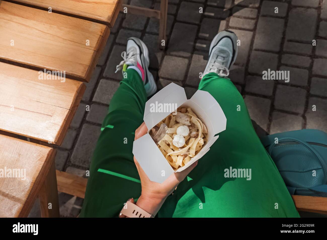 Noodle box woman hi-res stock photography and images - Alamy