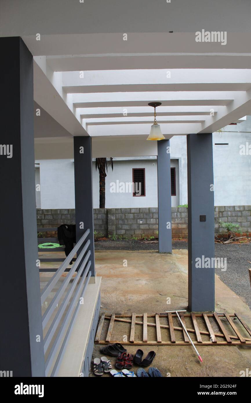 Modern Kerala Architecture Building Design Stock Photo - Alamy