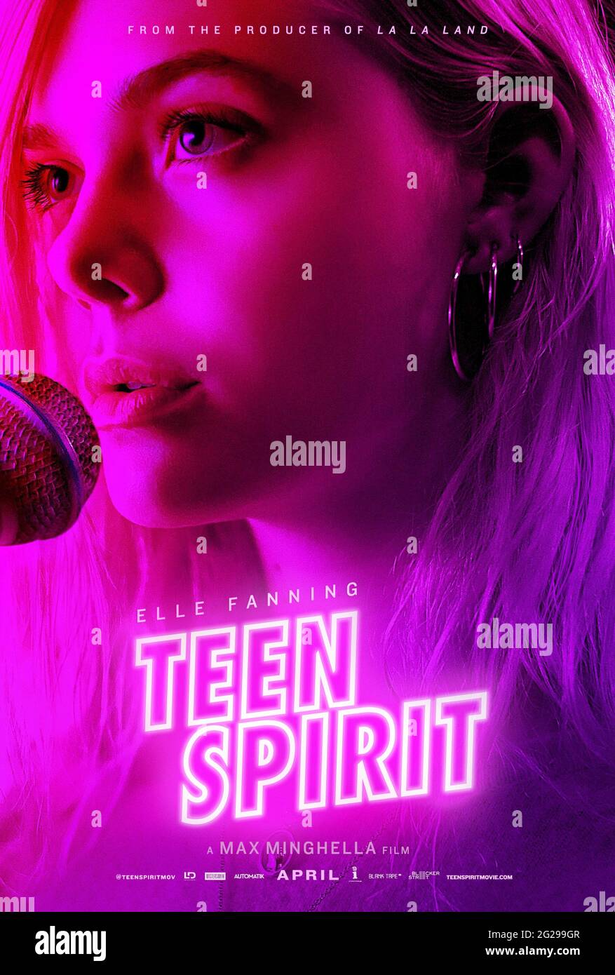 USA. Elle Fanning in a scene from the ©Bleecker Street Media new movie ...