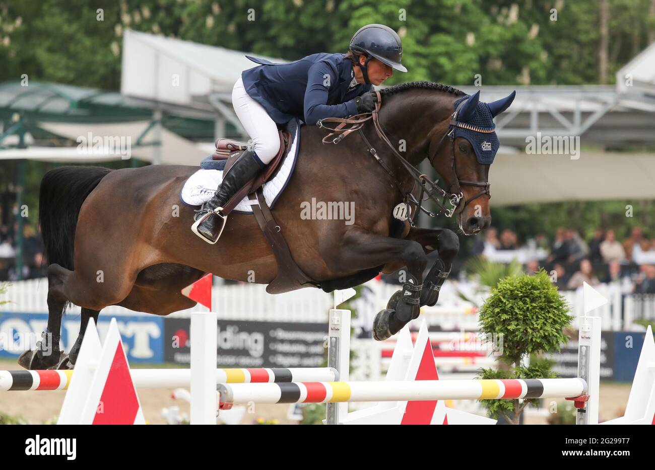 06 June 2021, North Rhine-Westphalia, Balve: Equestrian sport: German ...