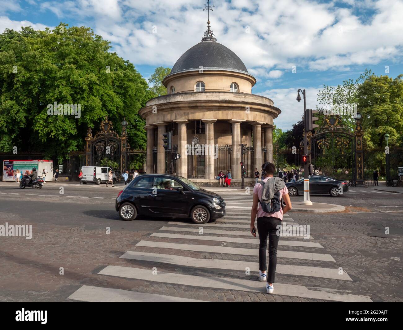 Park Monceau, Paris, France May 2021. Park Monceau one of the favorite ...