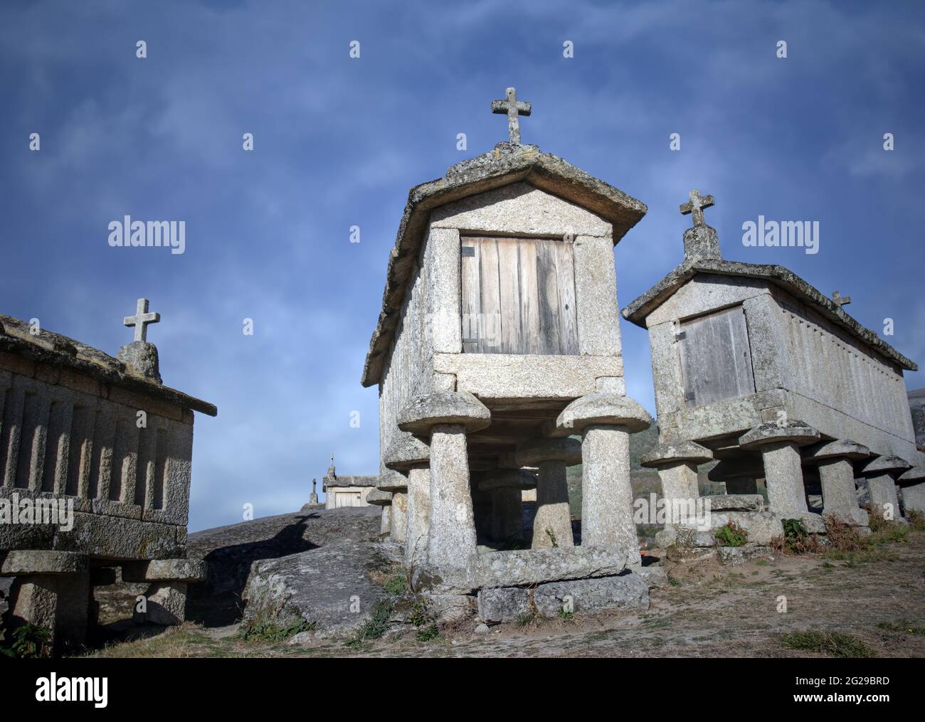 Granaries minho hi-res stock photography and images - Alamy