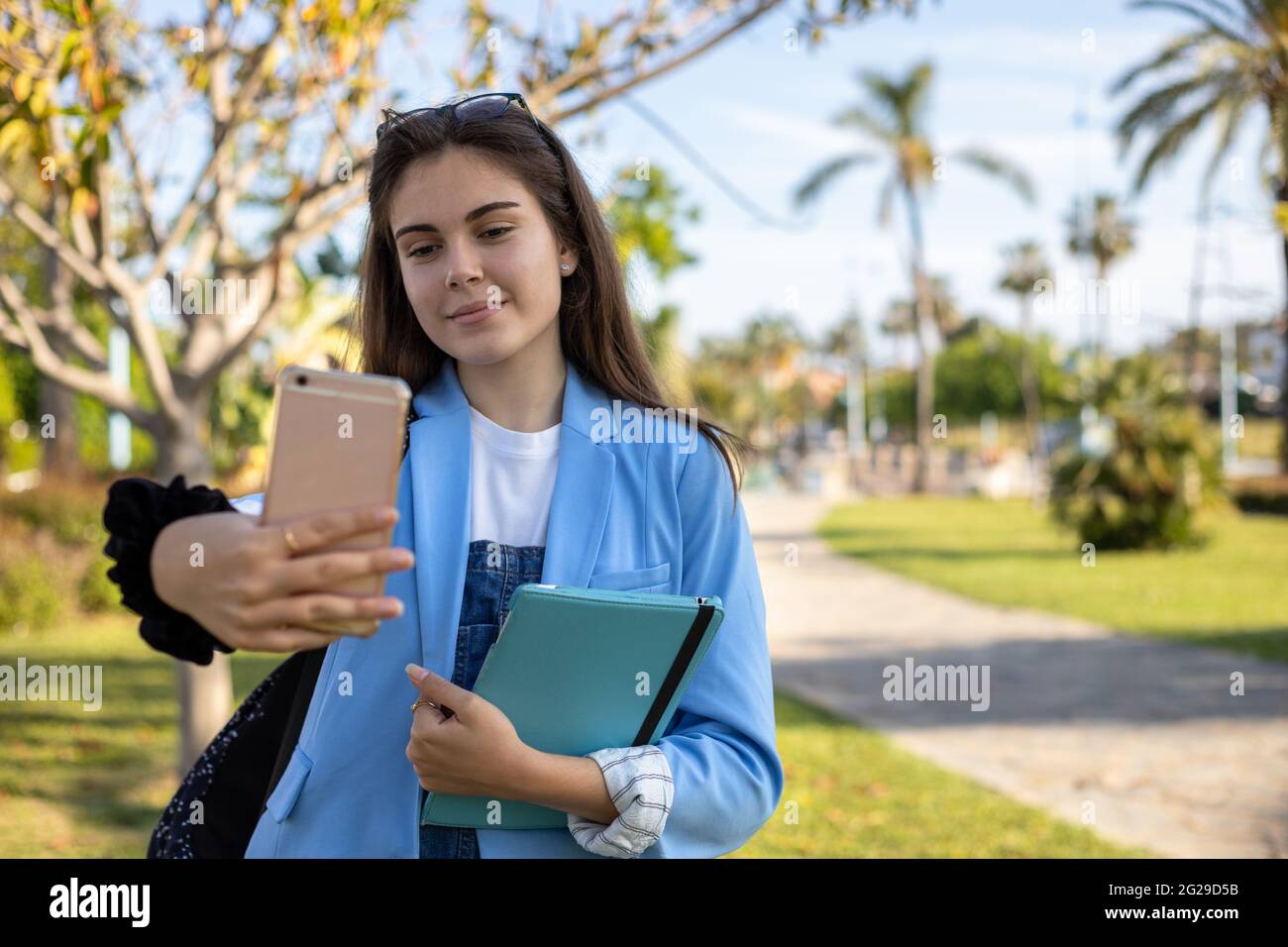Phone tablet laptop joy hi-res stock photography and images - Alamy