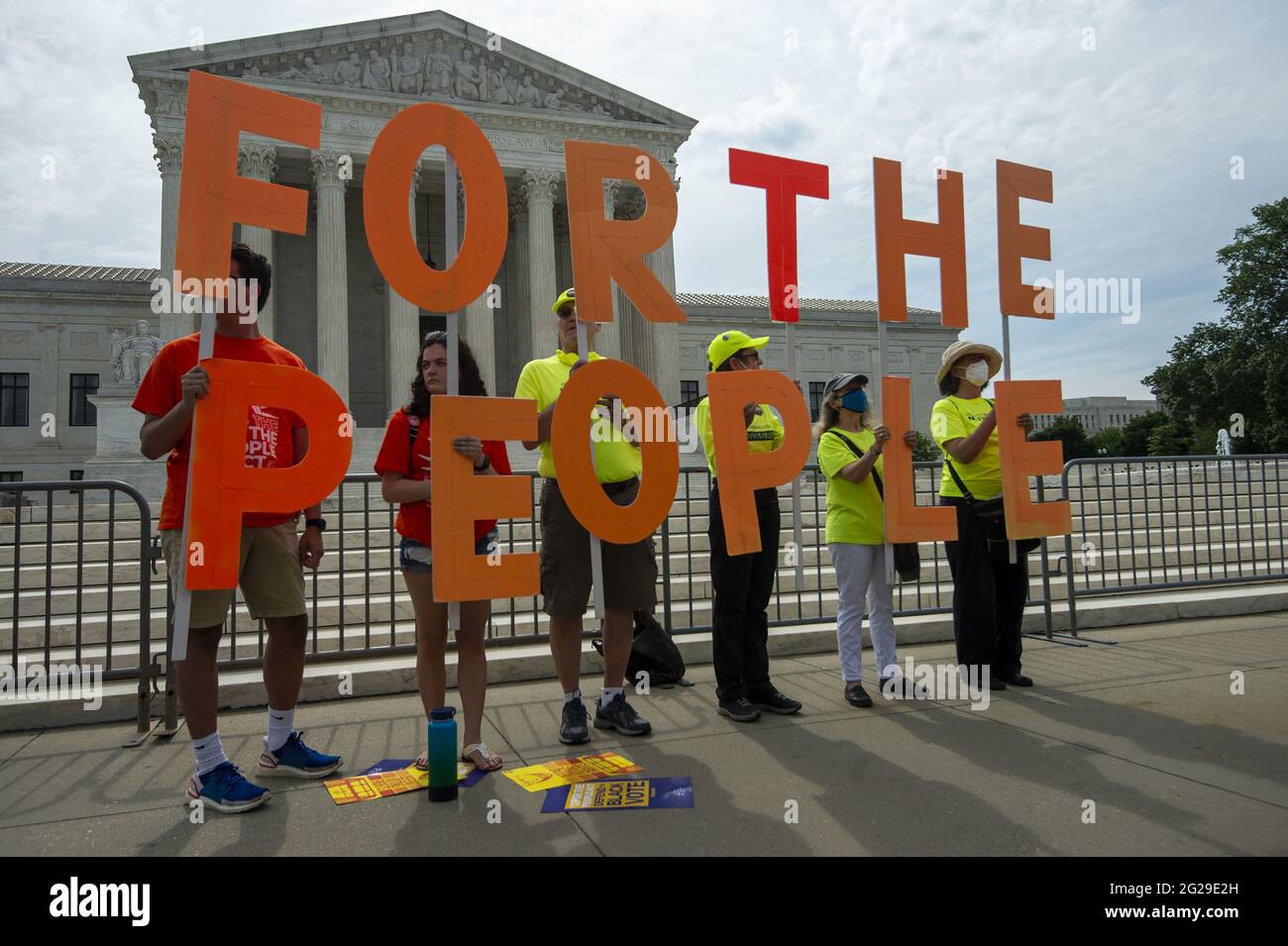 Voting rights dc supreme court 2021 hi-res stock photography and images ...