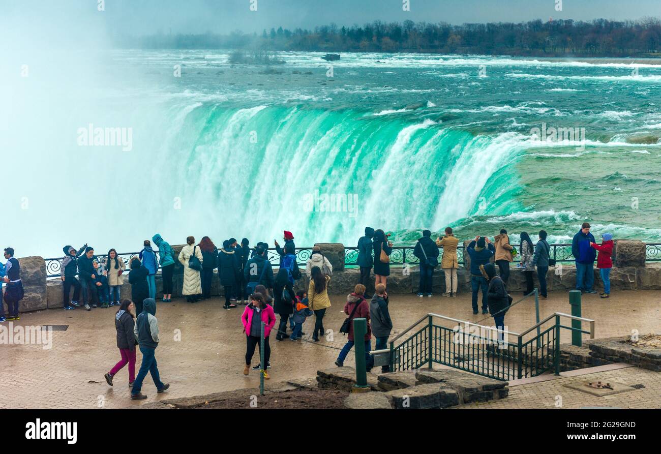 Major Tourist Attractions In Canada Niagara Falls Ranked The Top