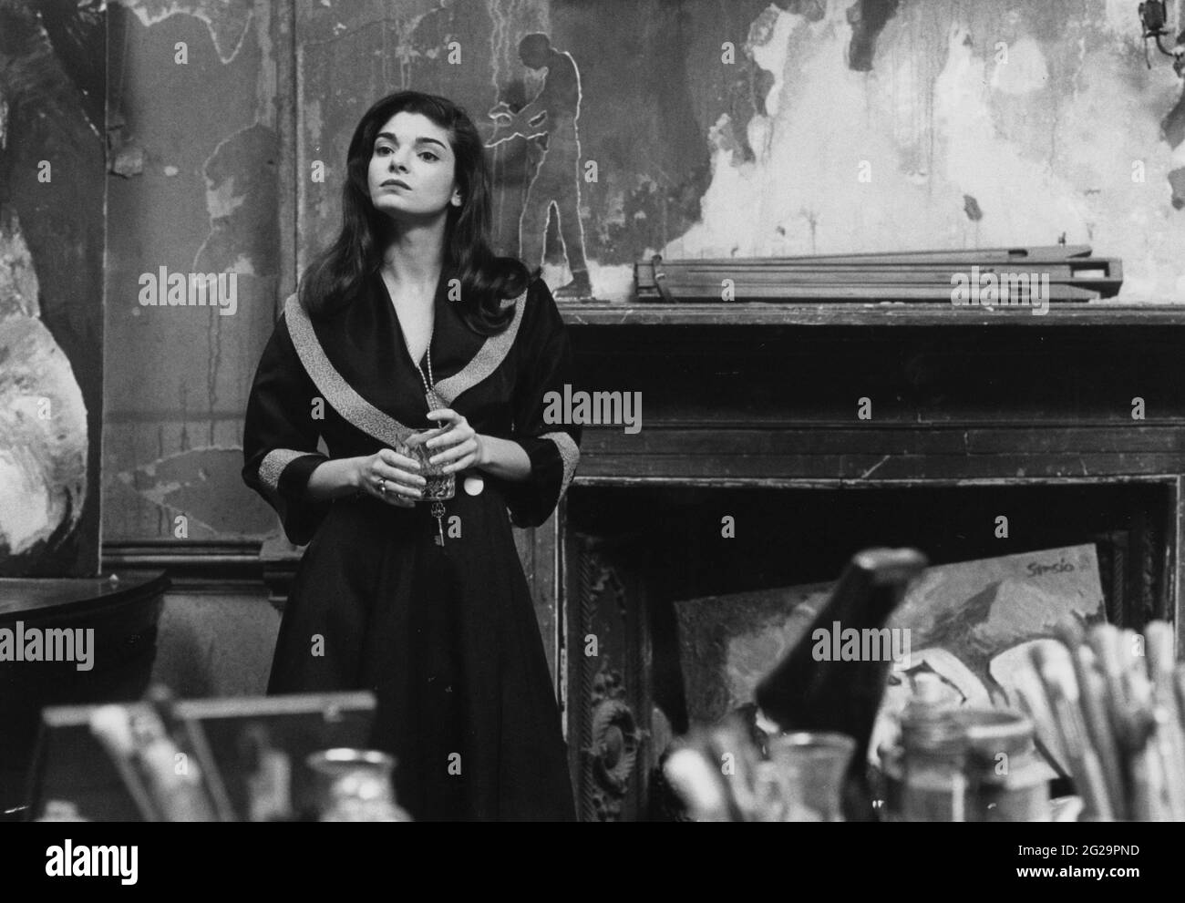 London. UK. Laura San Giacomo in ©Rank Film Distributors/Columbia ...