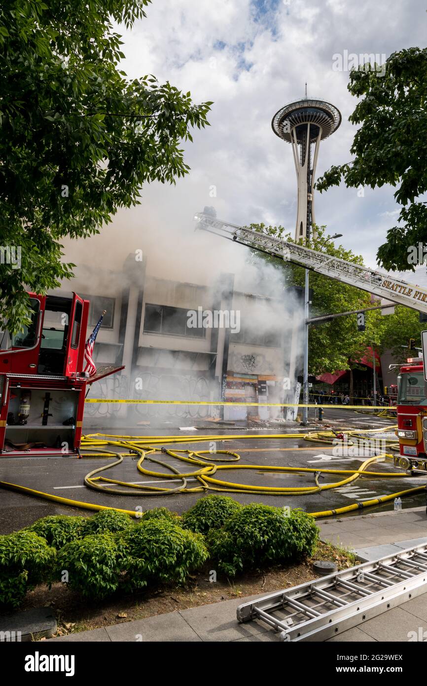 Seattle, USA. 8th Jun, 2021. Seattle Fire Department responding to a ...