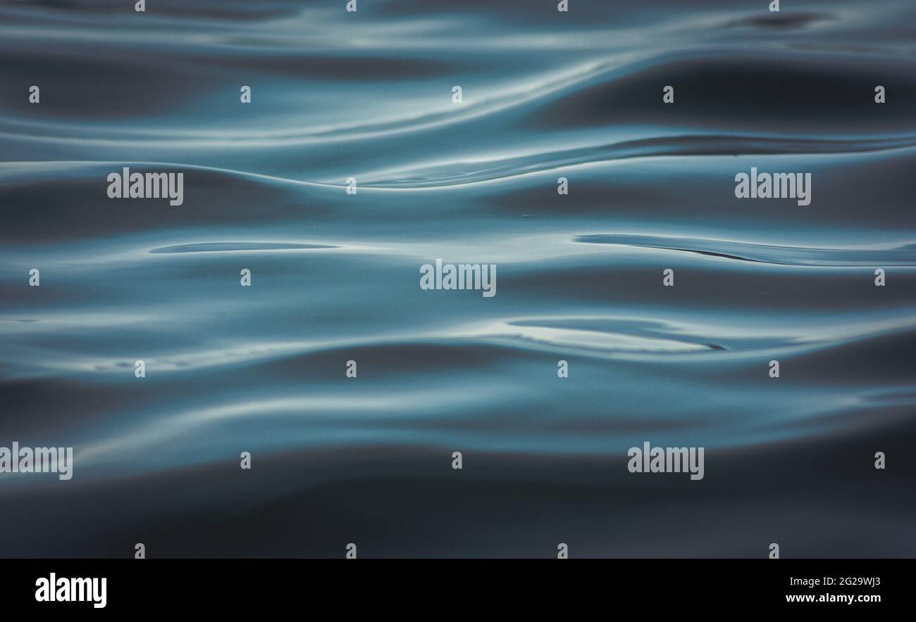 Deepwater deep blue water hi-res stock photography and images - Alamy