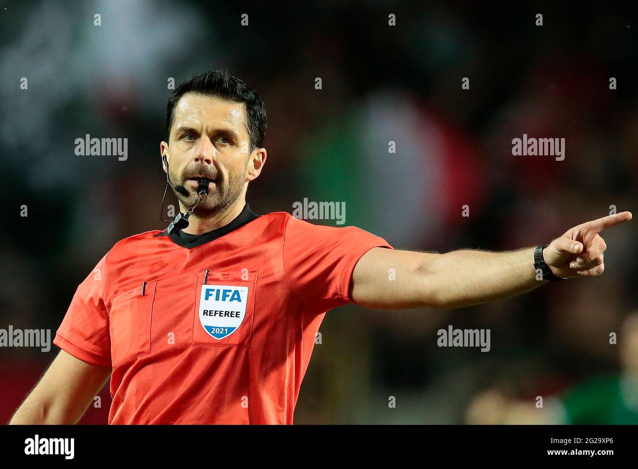 Referee daniel stefanski hi-res stock photography and images - Alamy
