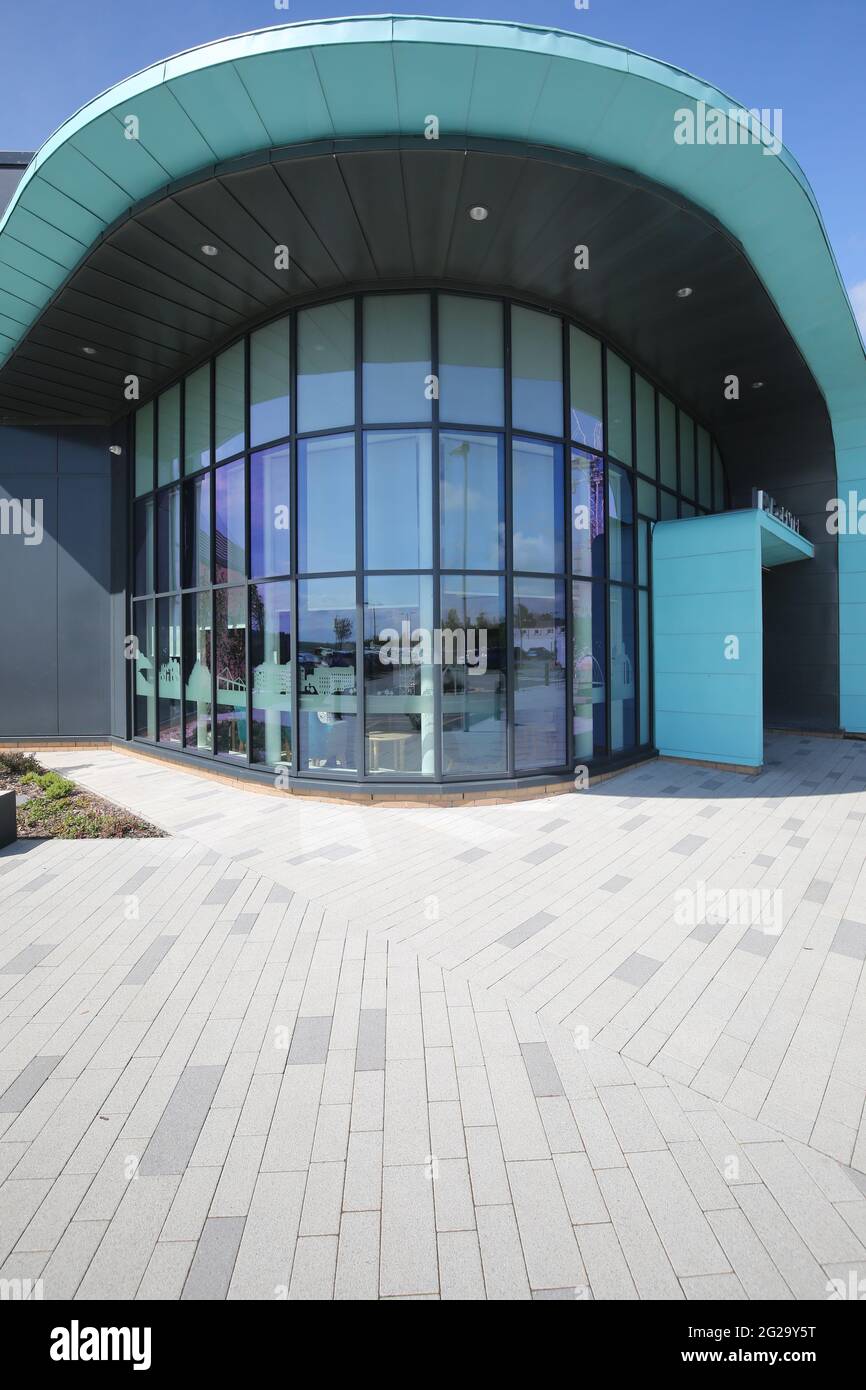 The golden jubilee eye centre hi-res stock photography and images - Alamy