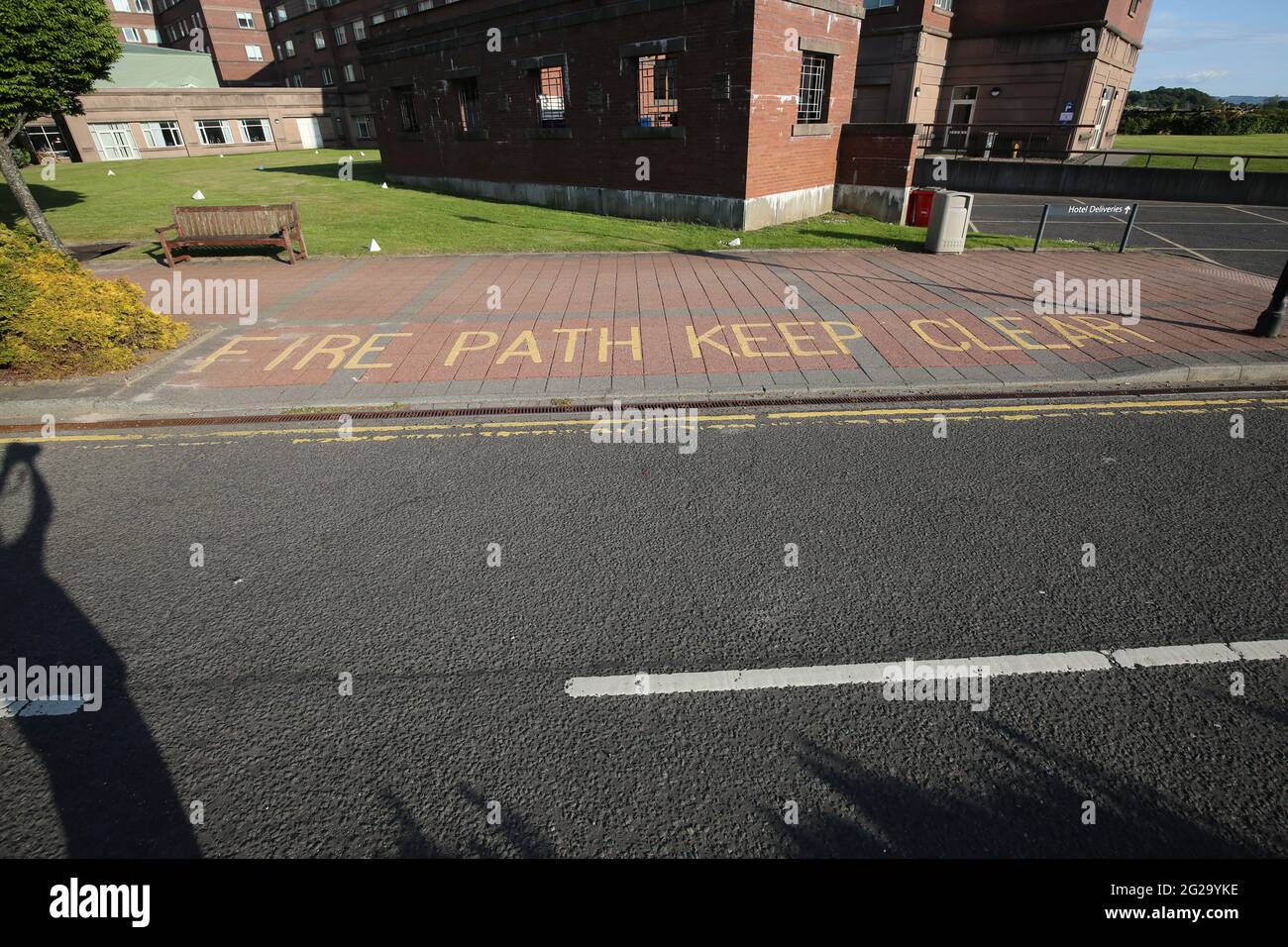 Keep clear road marking hi-res stock photography and images - Alamy