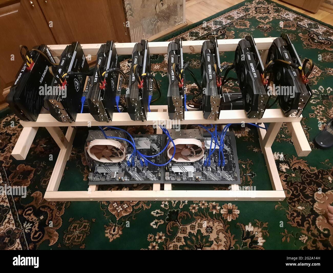 Setting up a cryptocurrency mining rig with optimal operating ...