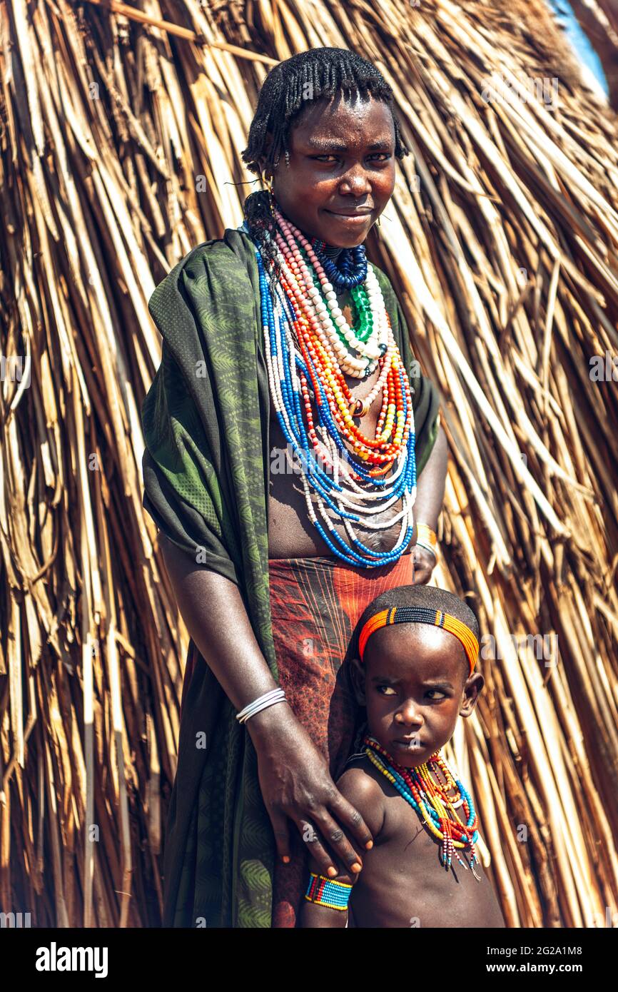 Arbore tribe hi-res stock photography and images - Alamy