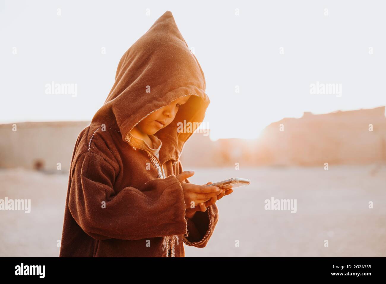 African side view kid hi-res stock photography and images - Alamy