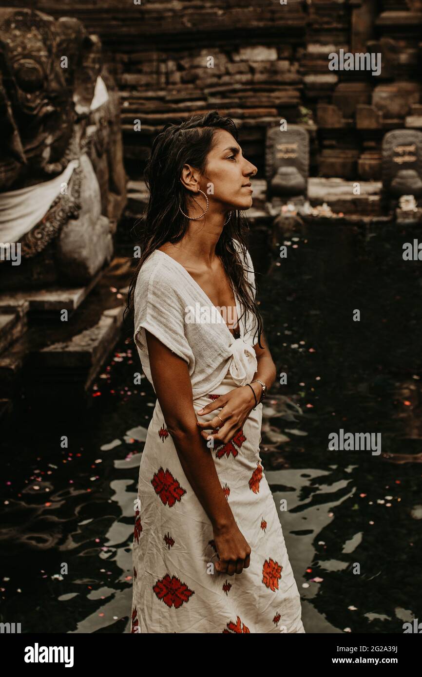Bathing with clothes hi-res stock photography and images - Alamy