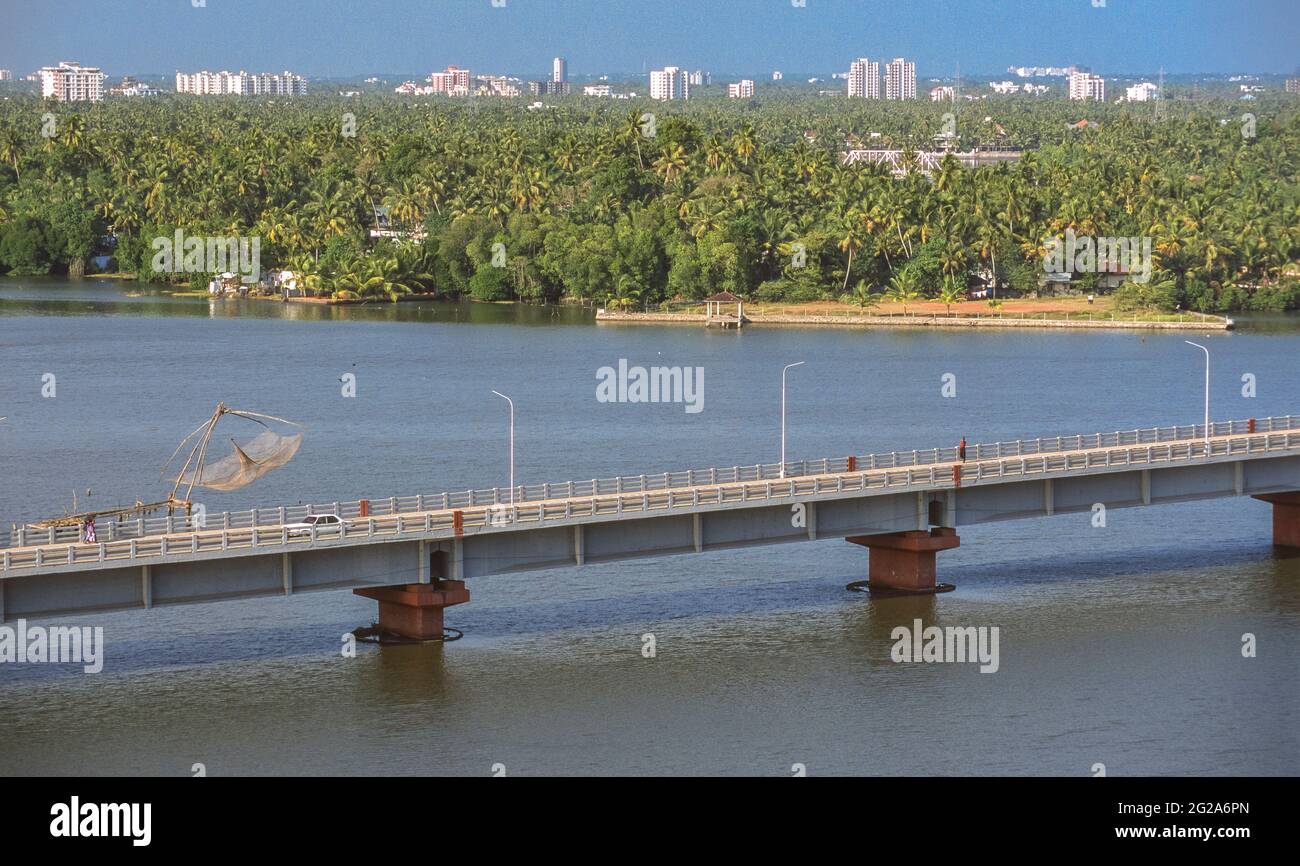 KOCHI, KERALA STATE, INDIA - Bridge and waterfront Stock Photo - Alamy