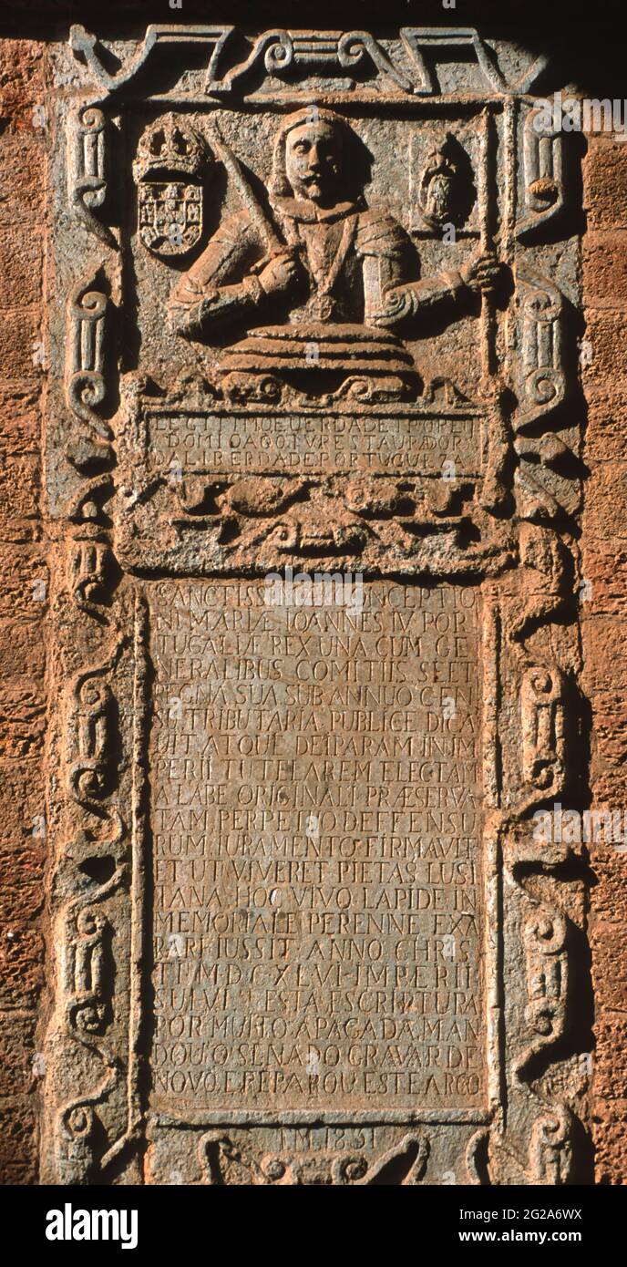 OLD GOA, INDIA - Commemorative plaque at Viceroy's Arch, or Arch of the ...