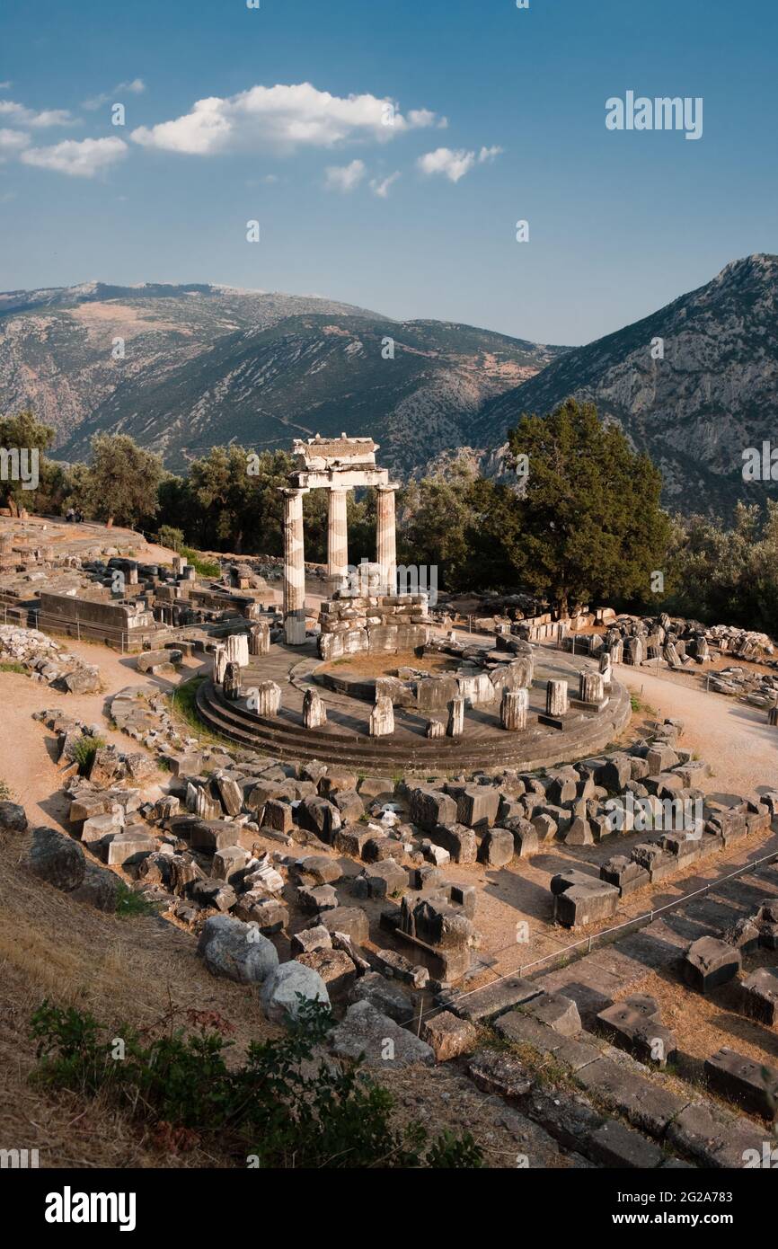 Circular ruined temple hi-res stock photography and images - Alamy