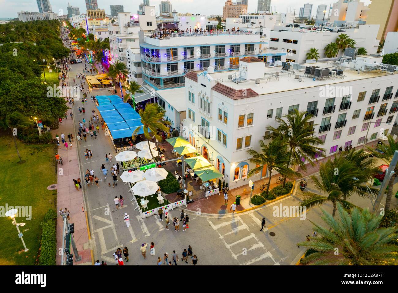 Miami Beach, FL, USA - May 29, 2021: Tourist crowds returning to Miami ...