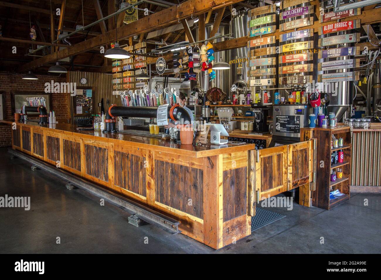 Interior of Draught Works brewery in Missoula, Montana Stock Photo - Alamy