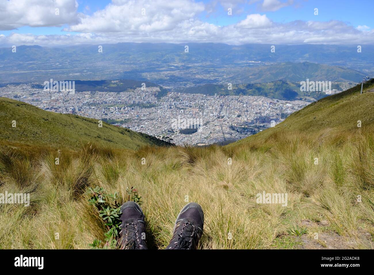Teleferico quito hi-res stock photography and images - Alamy