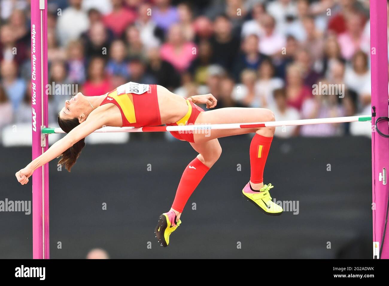 Espana salto en alto hi-res stock photography and images - Alamy