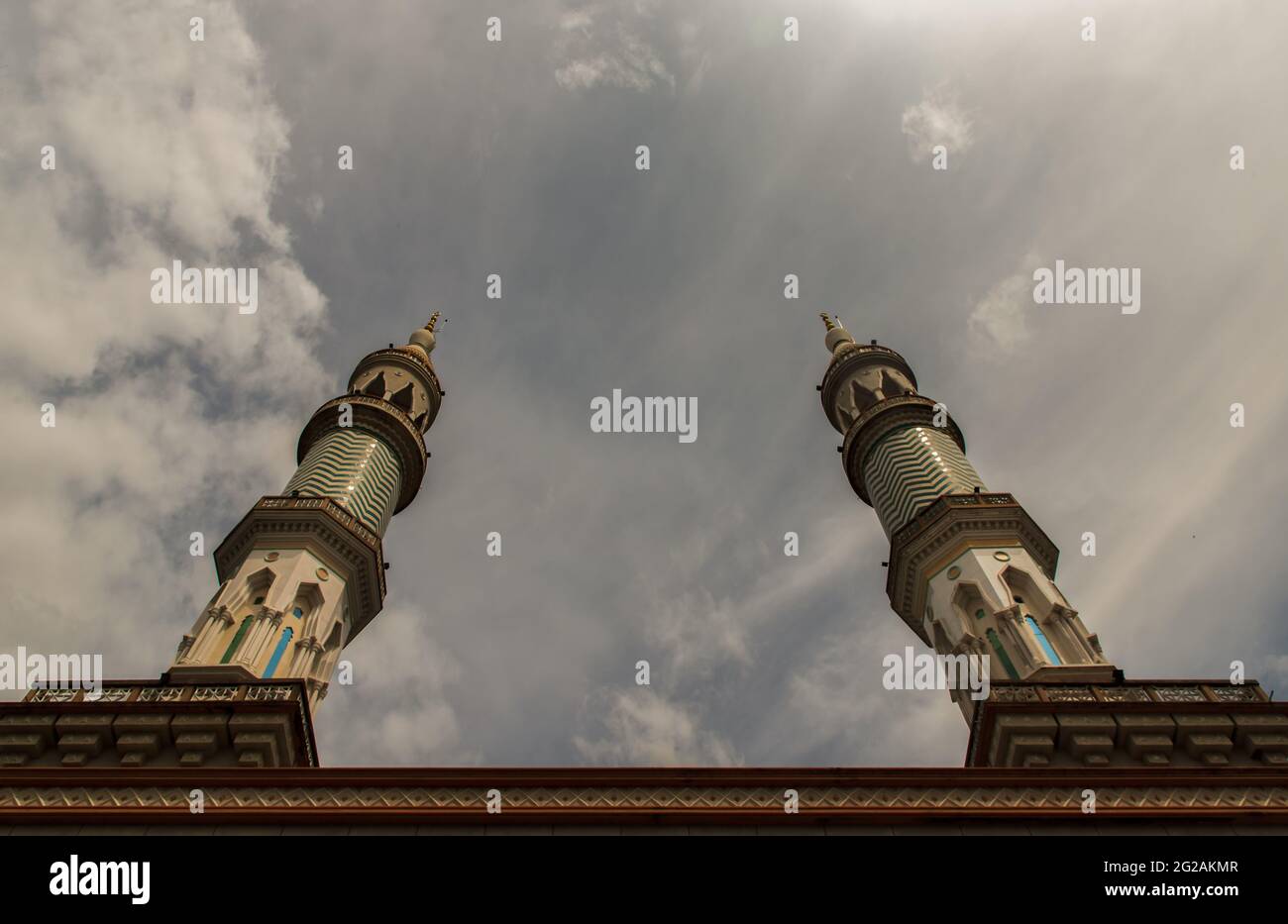 Bangkok, Thailand - 07 Jun 2021 : Two tower of Masjid Al - Yusraw or Al ...
