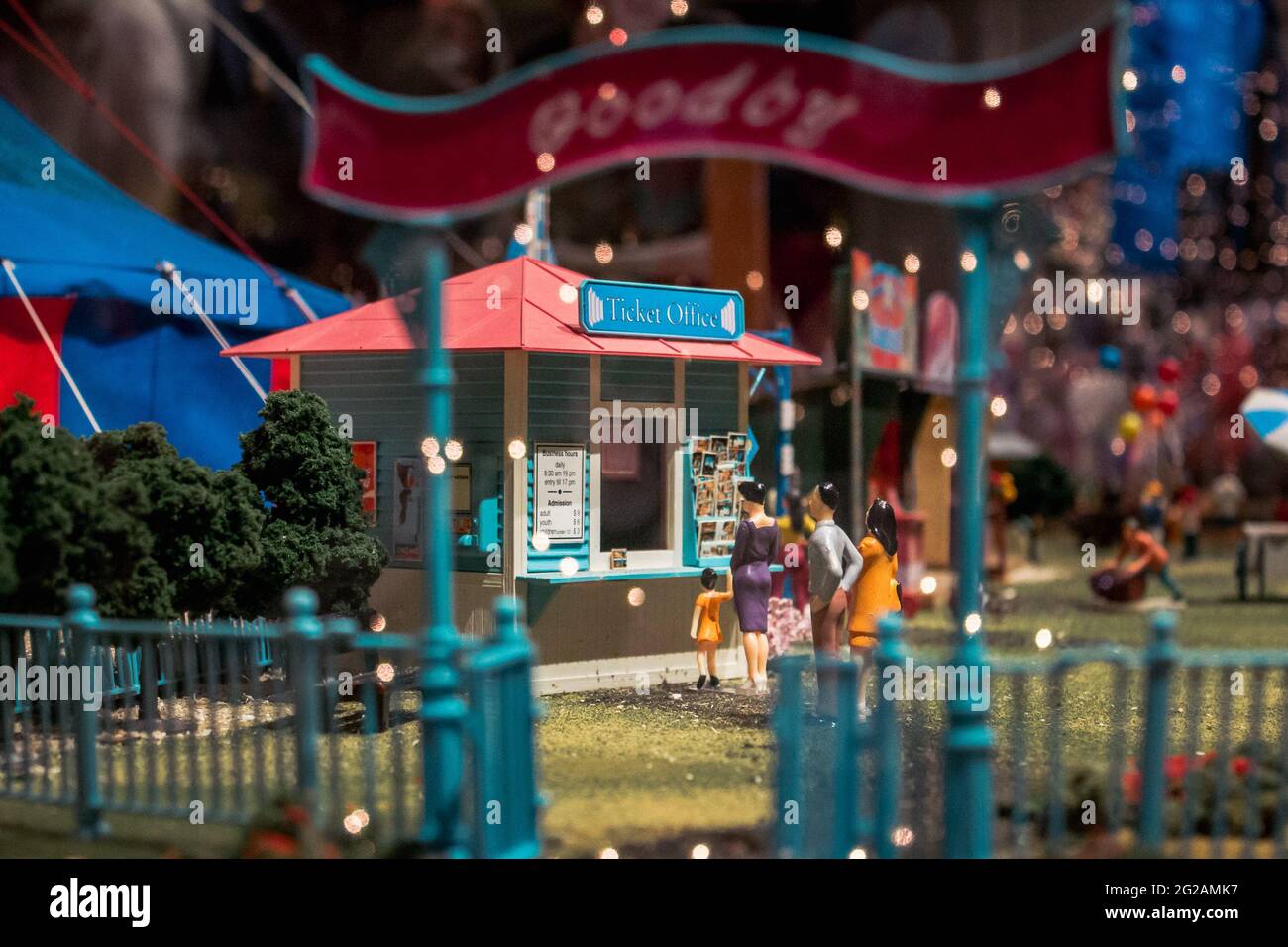 Model train carnival set Stock Photo - Alamy