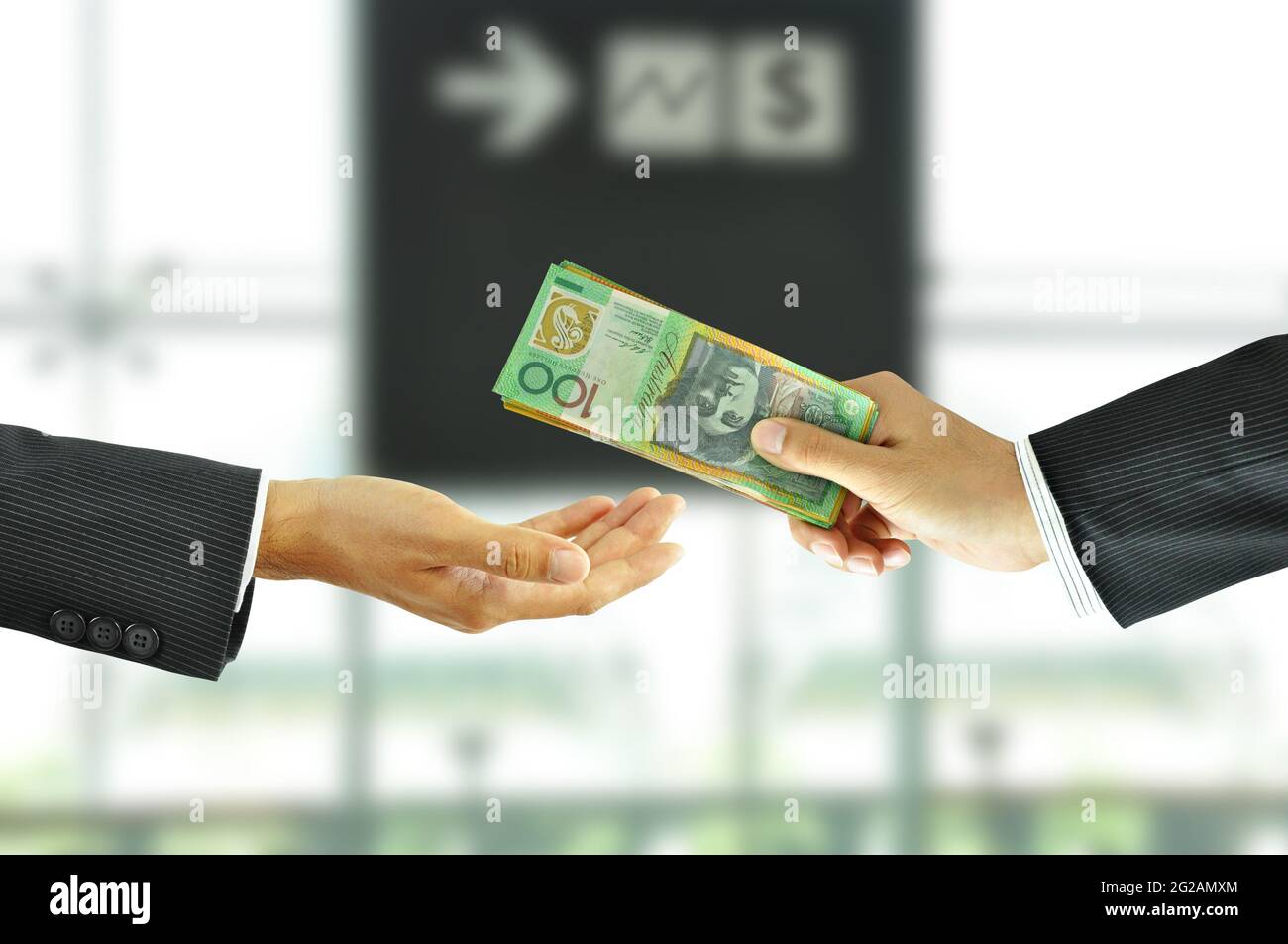 Sending money symbol hi-res stock photography and images - Alamy