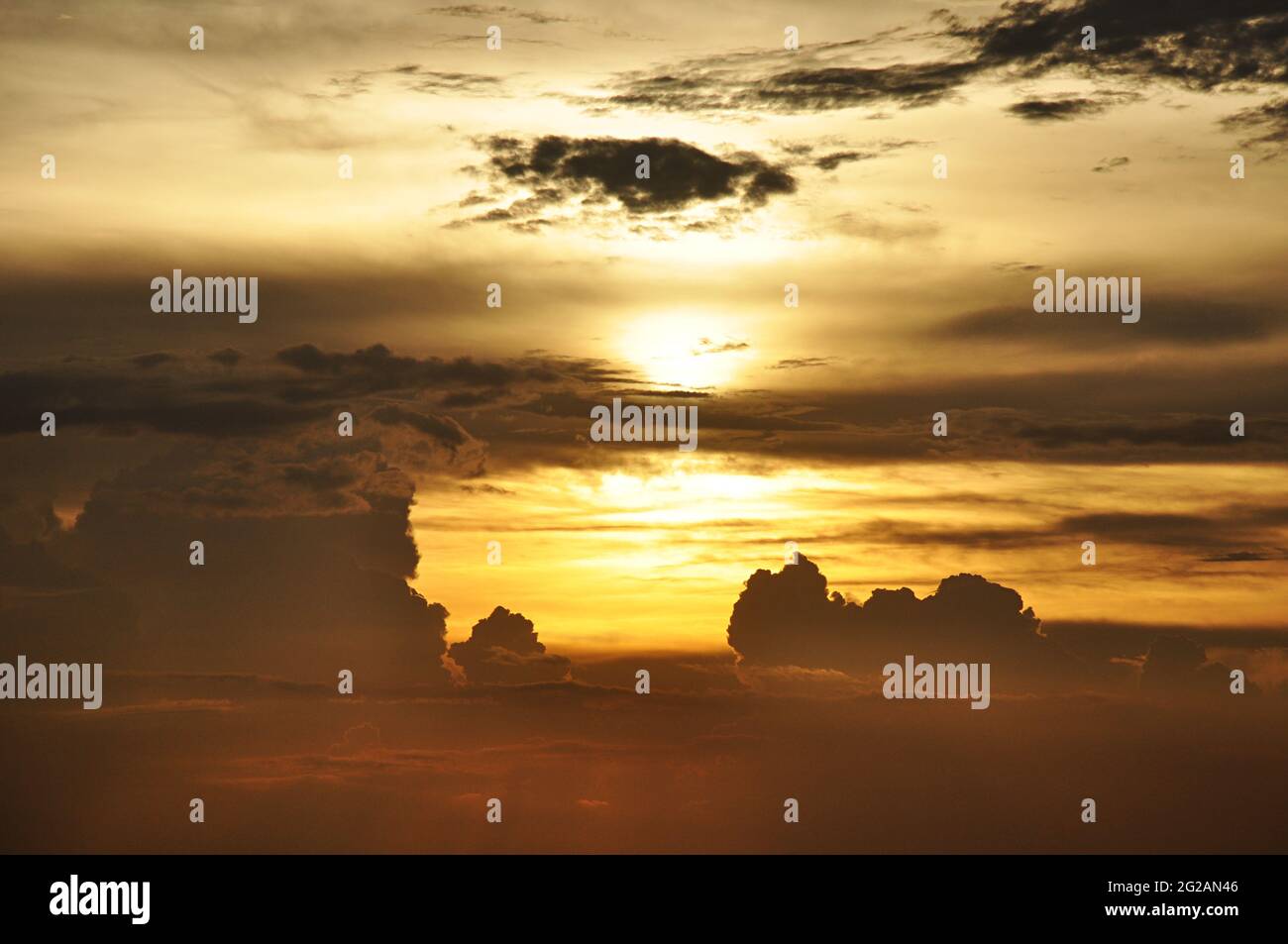 The color of the evening hi-res stock photography and images - Alamy