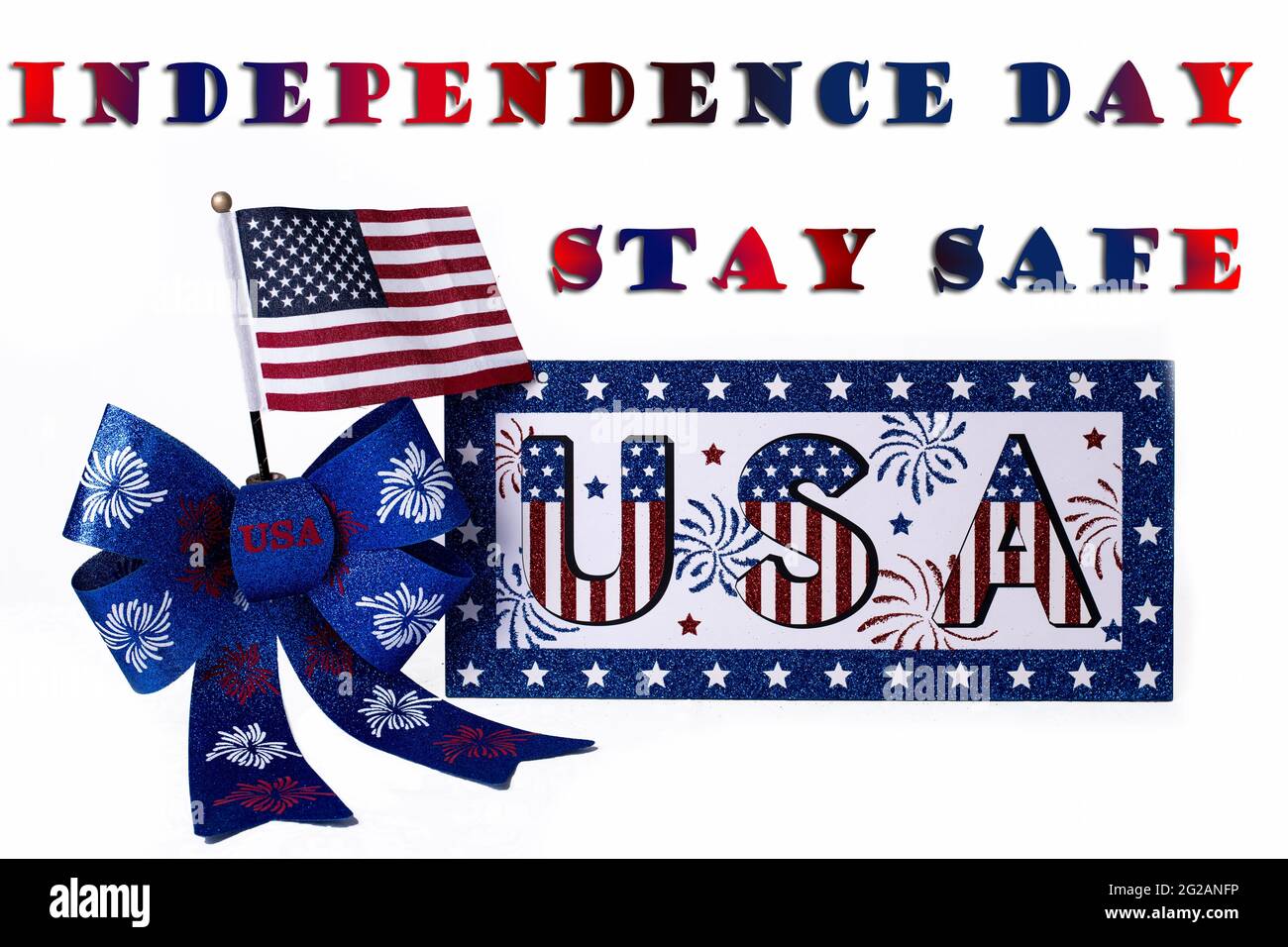 Fourth Of July Holiday with mask and stay safe message. Corona Virus ...