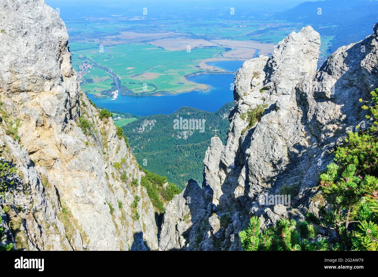 View from the famous ridge between Herzogstand and Heimgarten Stock ...