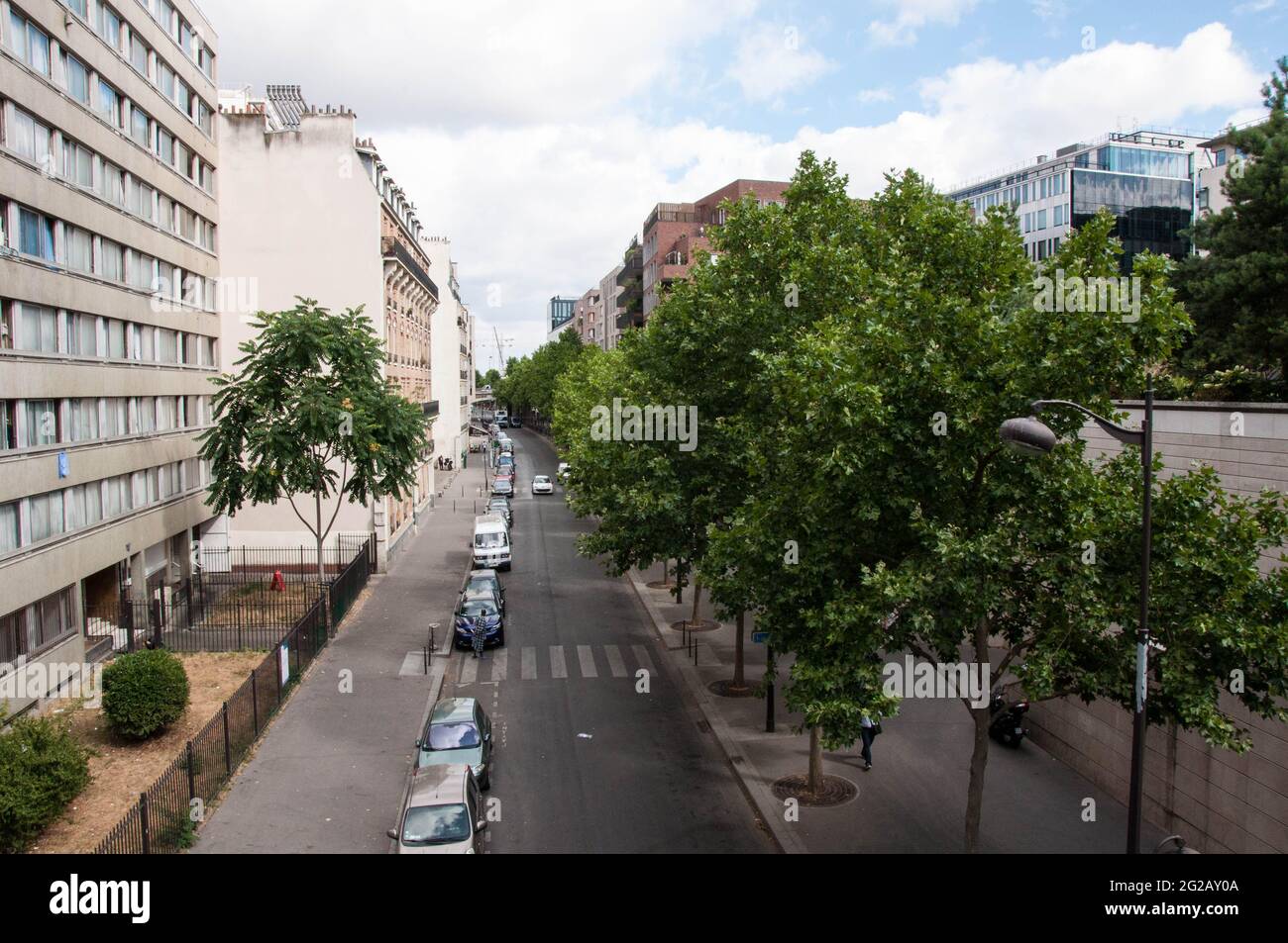 Paris street views, river Seine, library, streets Stock Photo - Alamy