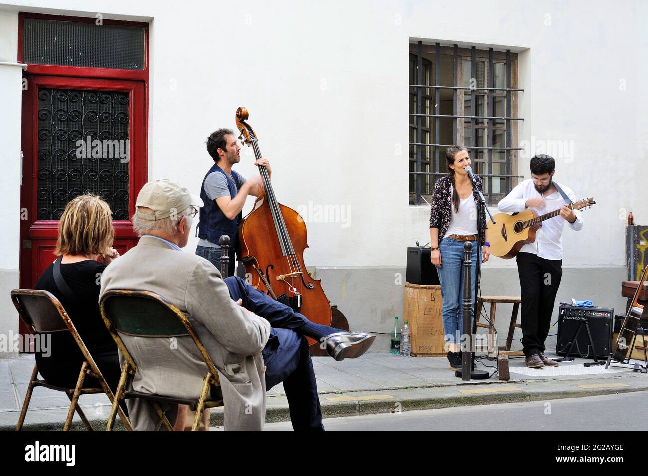 FRANCE, PARIS (75) 3RD ARRONDISSEMENT, MUSIC DAY, SIMONE BAND Stock ...