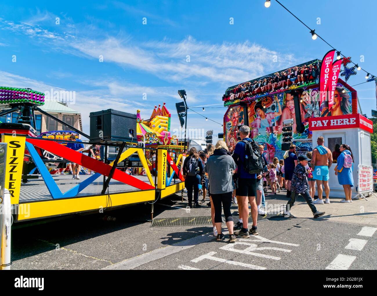 Busy Bank holiday in Weymouth Stock Photo - Alamy