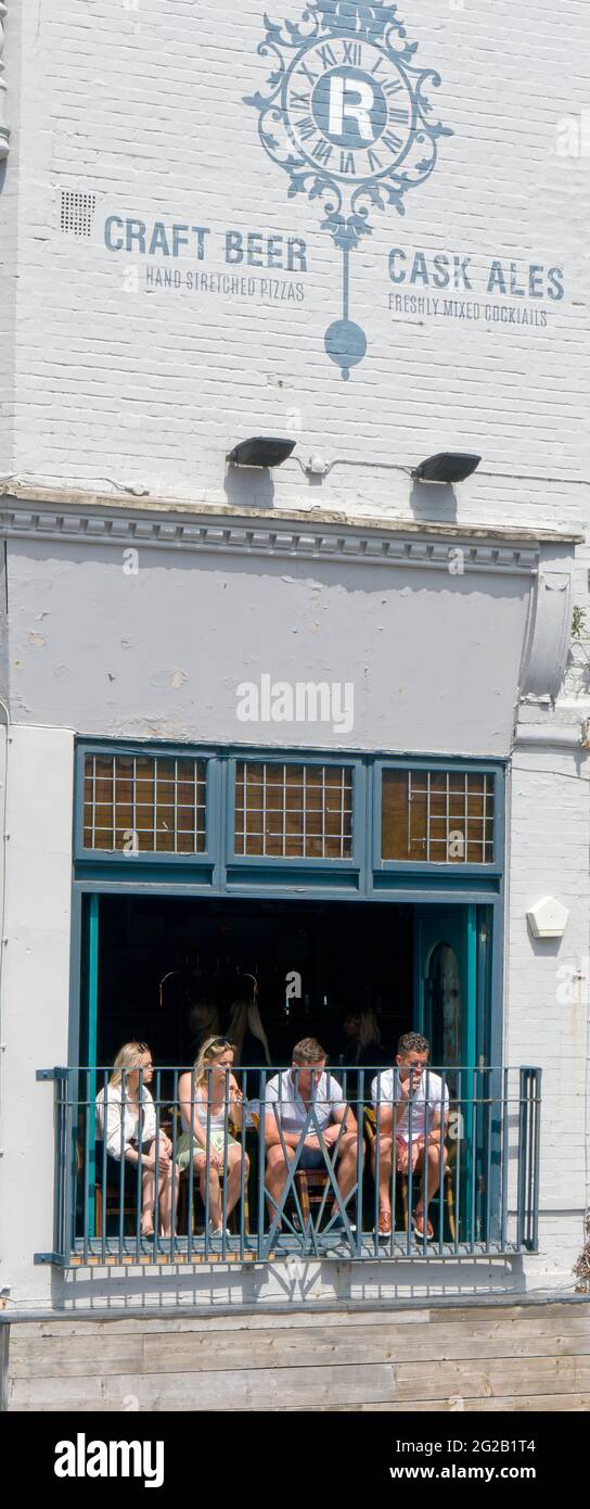 Busy Bank holiday in Weymouth Stock Photo - Alamy