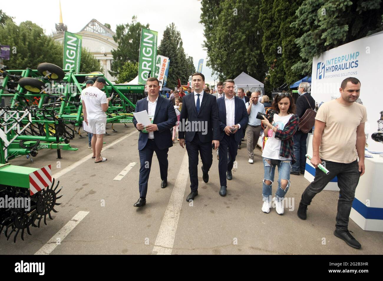 Non Exclusive: KYIV, UKRAINE - JUNE 8, 2021 - Minister of Agrarian ...