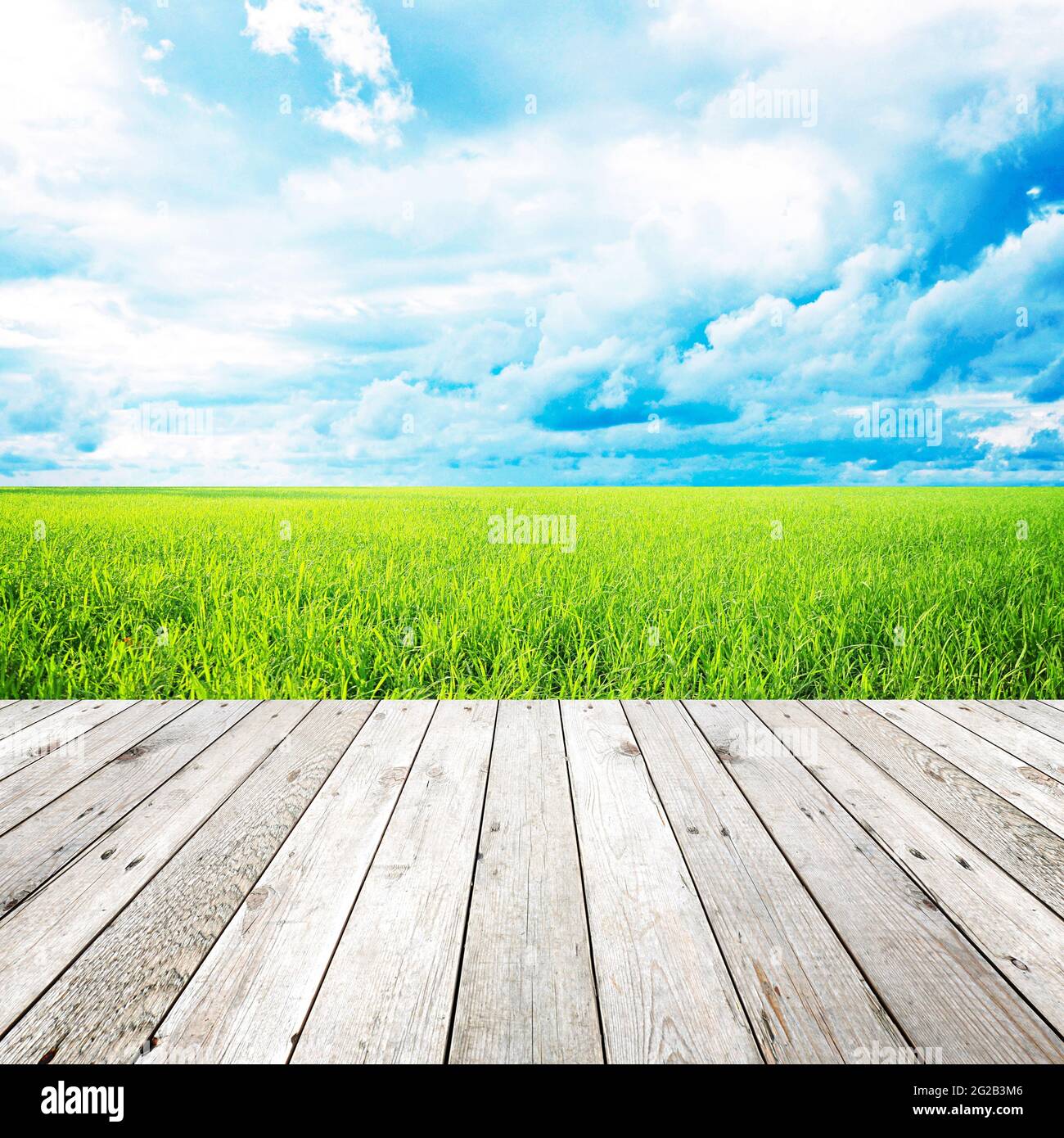 Wood slat floor hi-res stock photography and images - Alamy