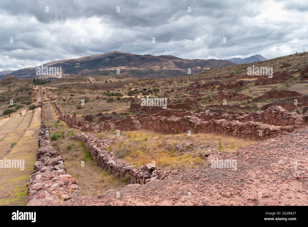 Pre-inca ruins at Pikillacta, near Cusco, Peru Stock Photo - Alamy