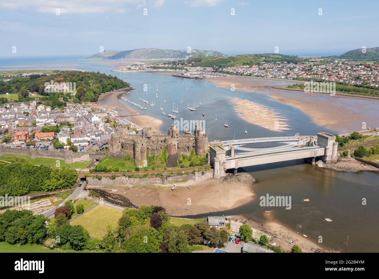 Conwy castle aerial hi-res stock photography and images - Alamy