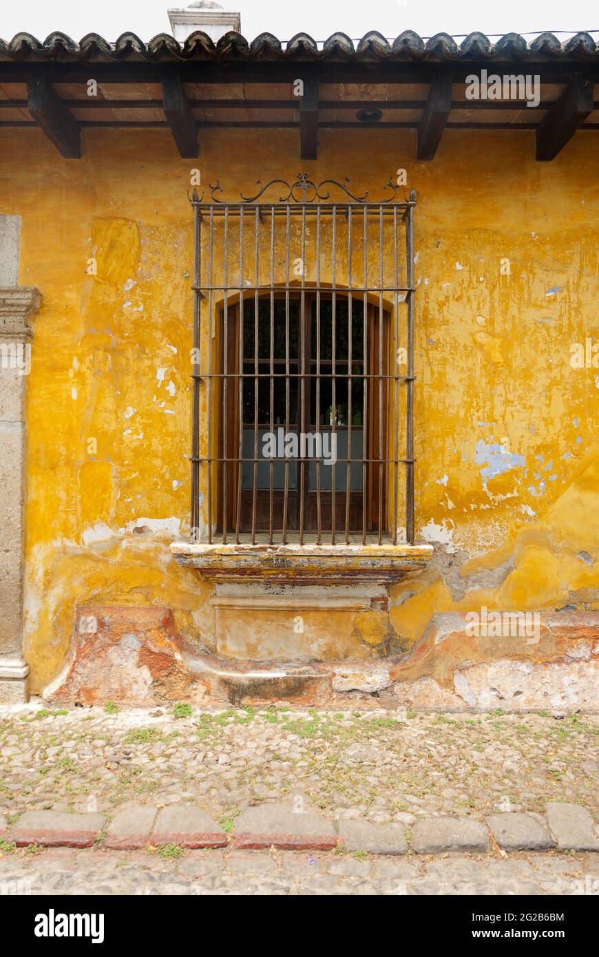 Architectural detail of colonial house in La Antigua Guatemala, window ...